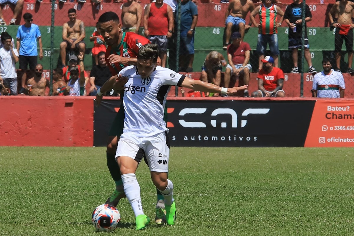 XV De Piracicaba Vence A Portuguesa Santista E Larga Na Frente Nas