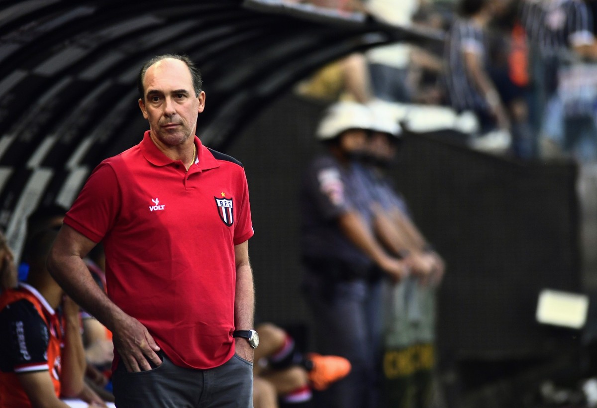 Líder de grupo no Paulistão e às vésperas da Copa do Brasil Botafogo