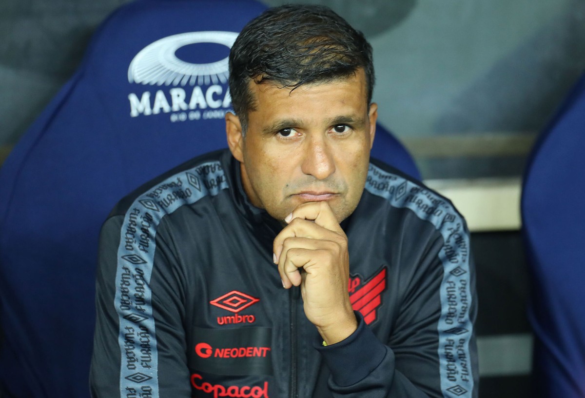 Wesley Carvalho Reconhece Erro Coletivo Na Bola Parada E Lamenta Empate