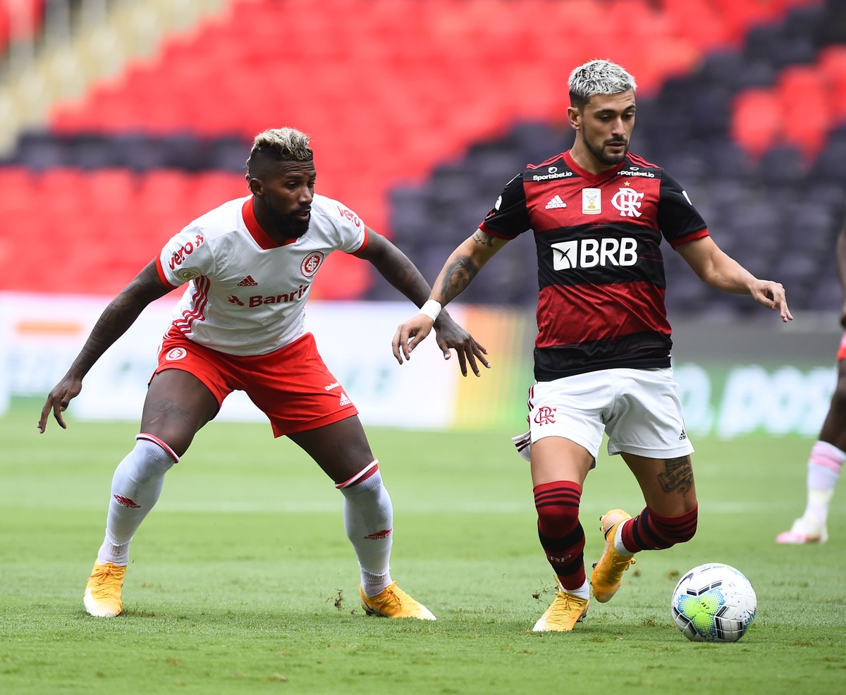 Flamengo amplia chance de título para 62 após vencer Inter em