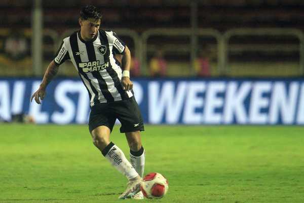 Botafogo vê lateral direita solucionada retornos e reforço botafogo ge