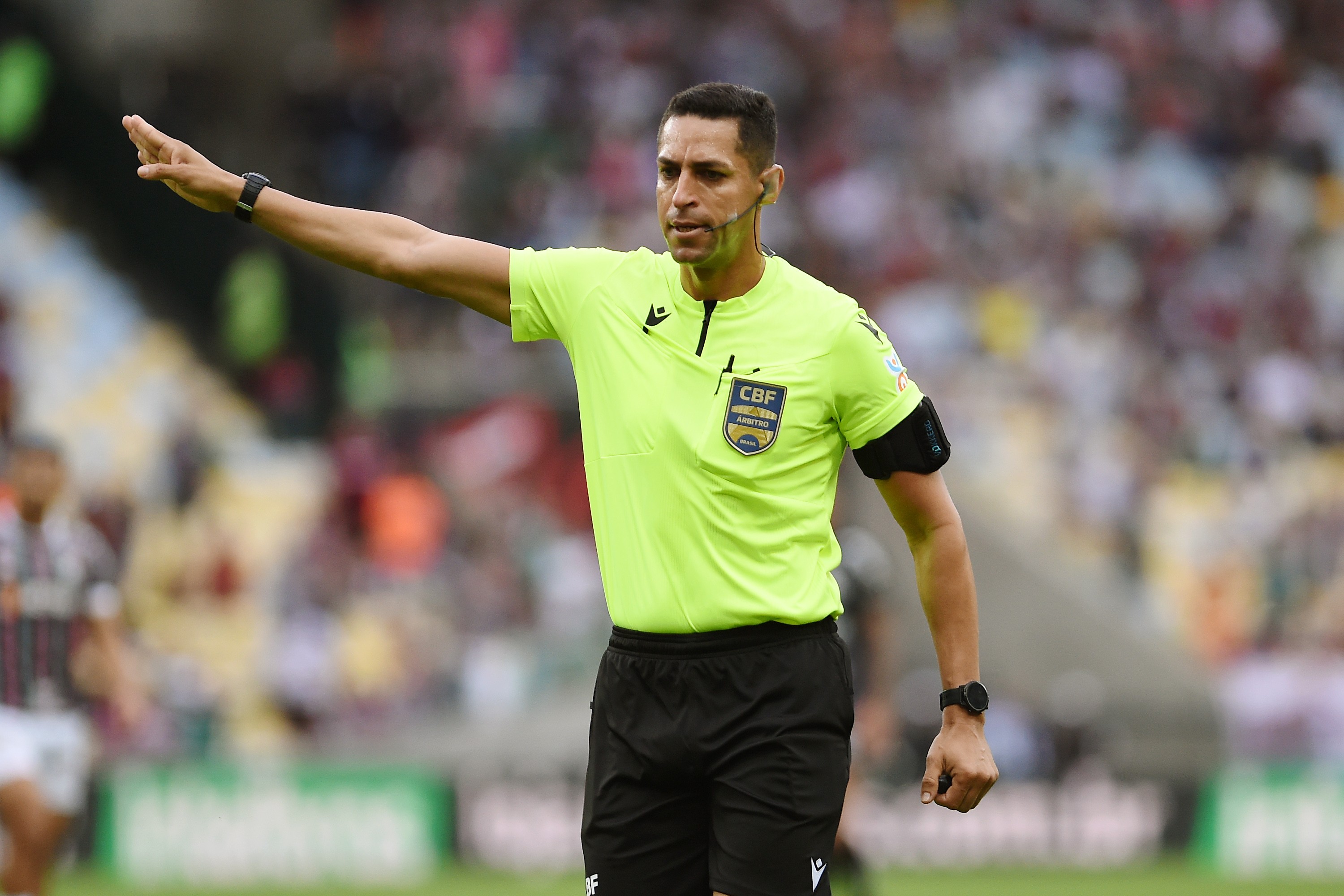 Cinco árbitros brasileiros entram no quadro da Fifa em 2024; confira | Ge