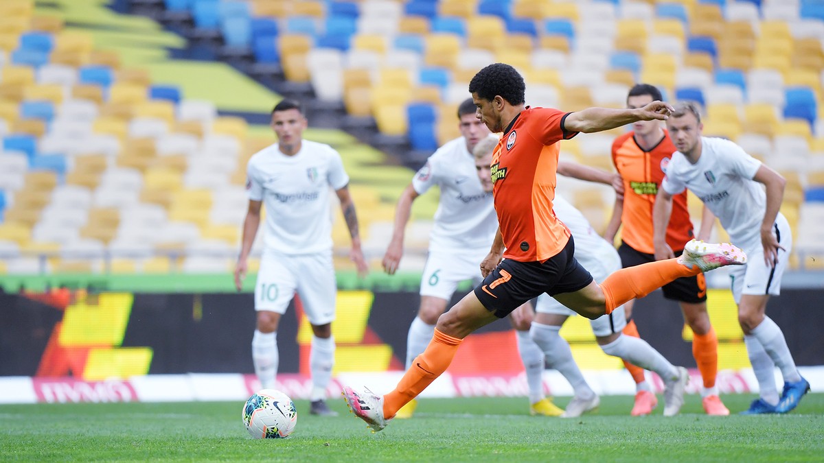 Inter tem reunião com representante de Taison, mas definição fica para ...