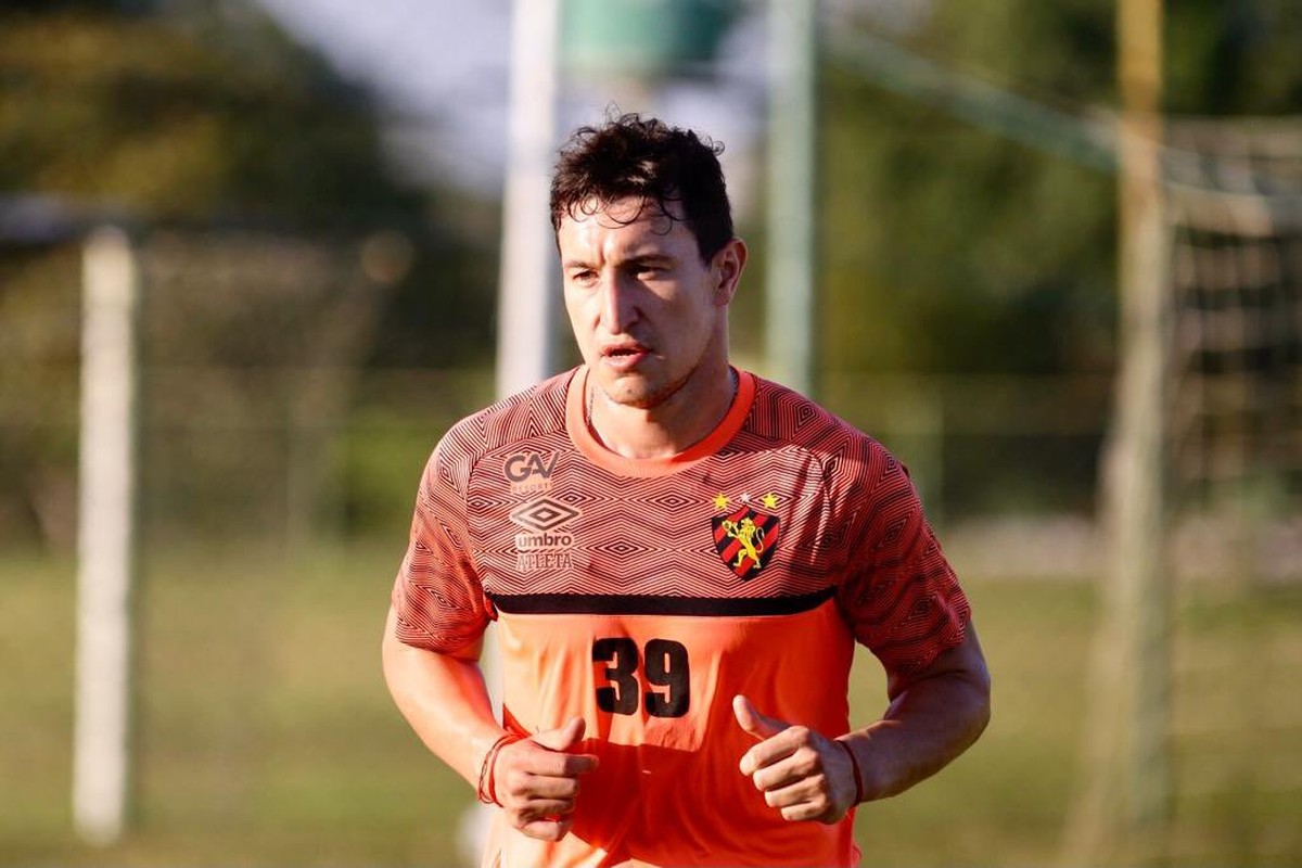 Reforço para o Brasileiro, Nicolás Aguirre se apresenta no Sport e ...