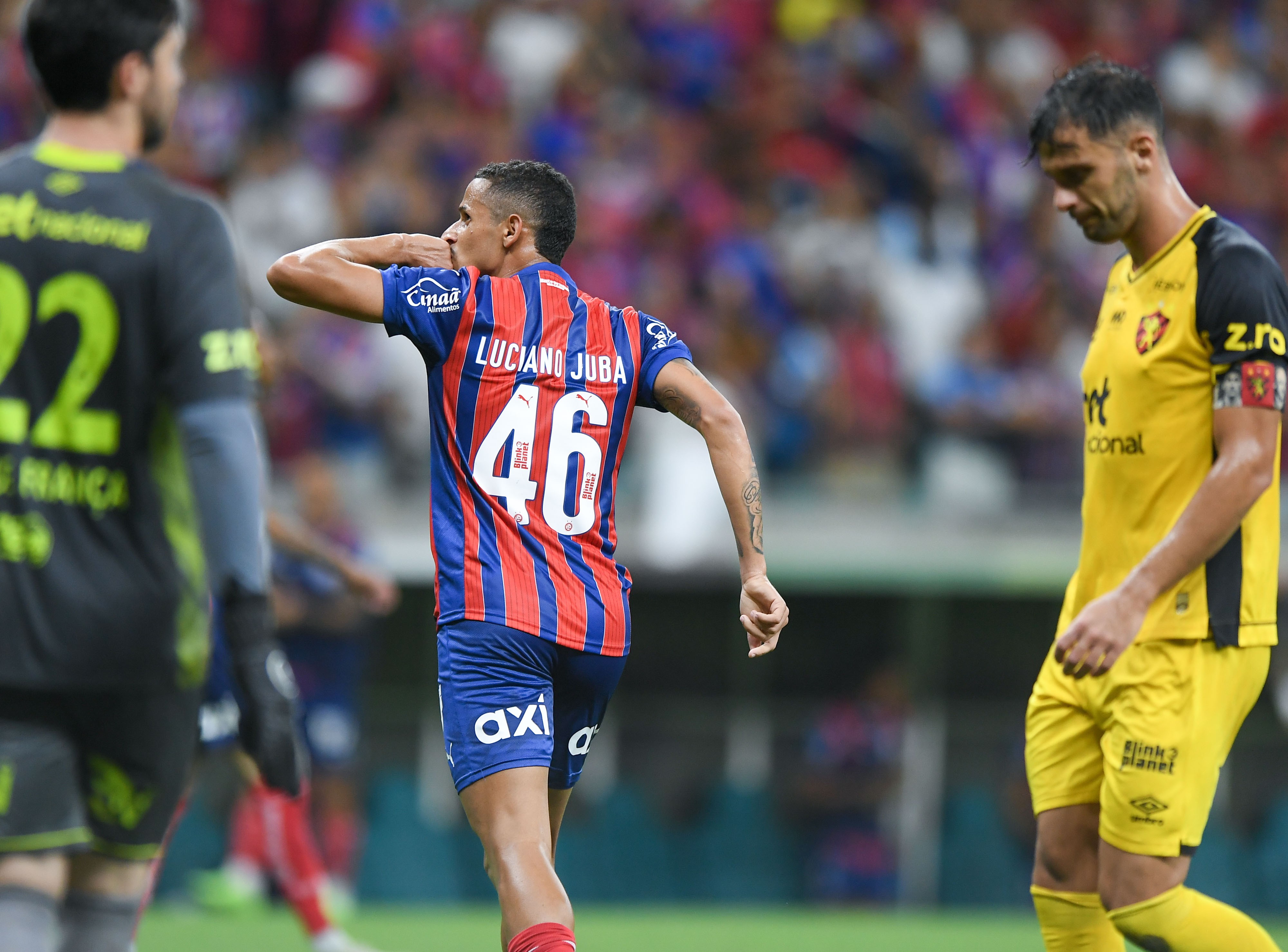 Cartola 2026: Luciano Juba, do Bahia, é eleito o lateral Bom e Barato e ...