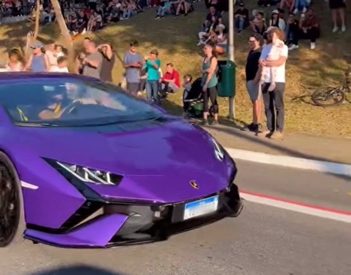 Yuri Alberto chama atenção com Lamborghini no interior de SP | Ge