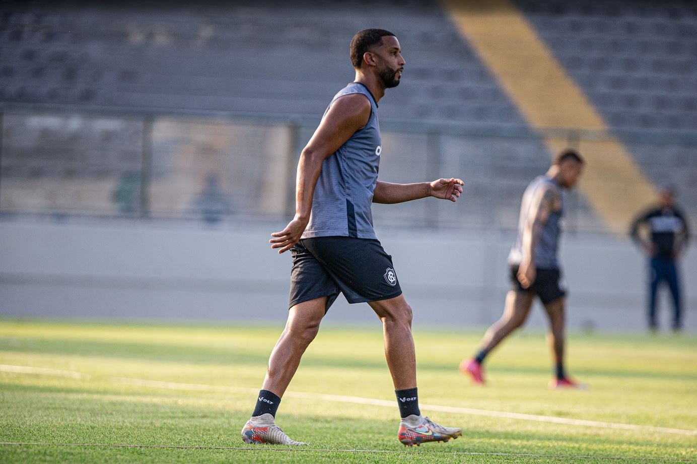 Remo rescinde contrato com lateral-esquerdo Jorge | Ge