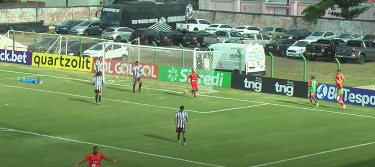 Velo Clube domina Comercial em casa e ganha posições no topo da A2 ...