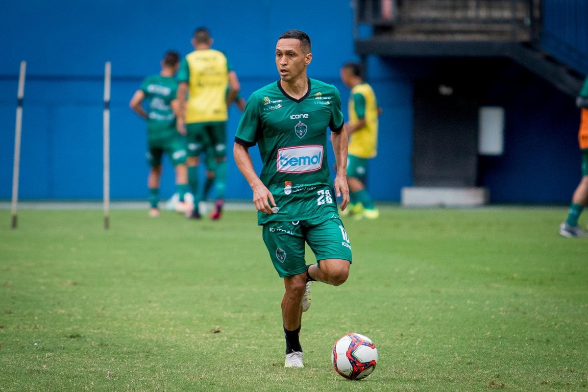Marcelinho tem lesão confirmada e desfalca o Manaus por pelo menos duas ...