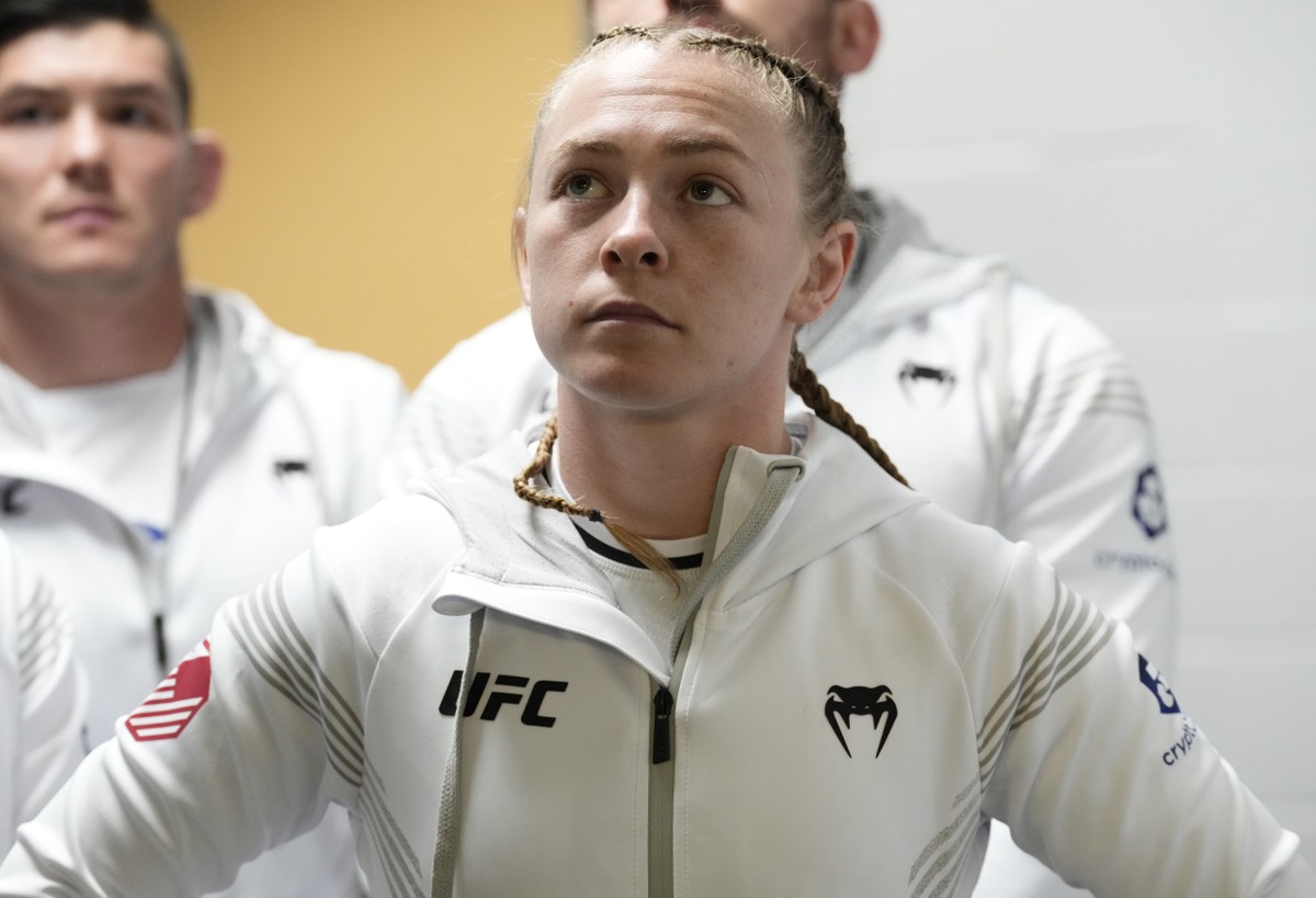 Ex-lutadora do UFC revela que foi vítima de abuso sexual do próprio pai ...