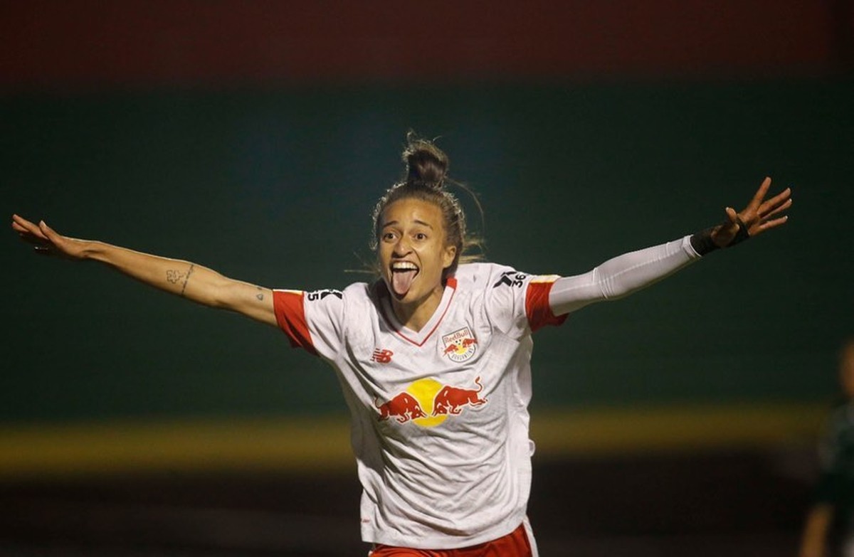 Ariel e mais nove atletas deixam a equipe feminina do Bragantino ...