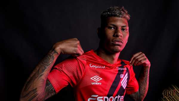 Favorito para jogar no Athletico, Marcos Victor pode voltar a atuar ...