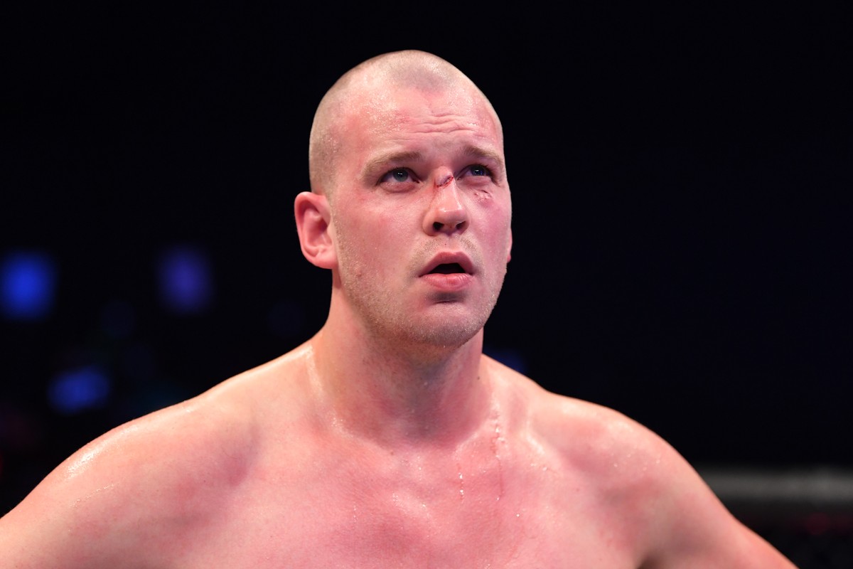Gigante Stefan Struve se aposenta do MMA por problemas de saúde: "Desta ...