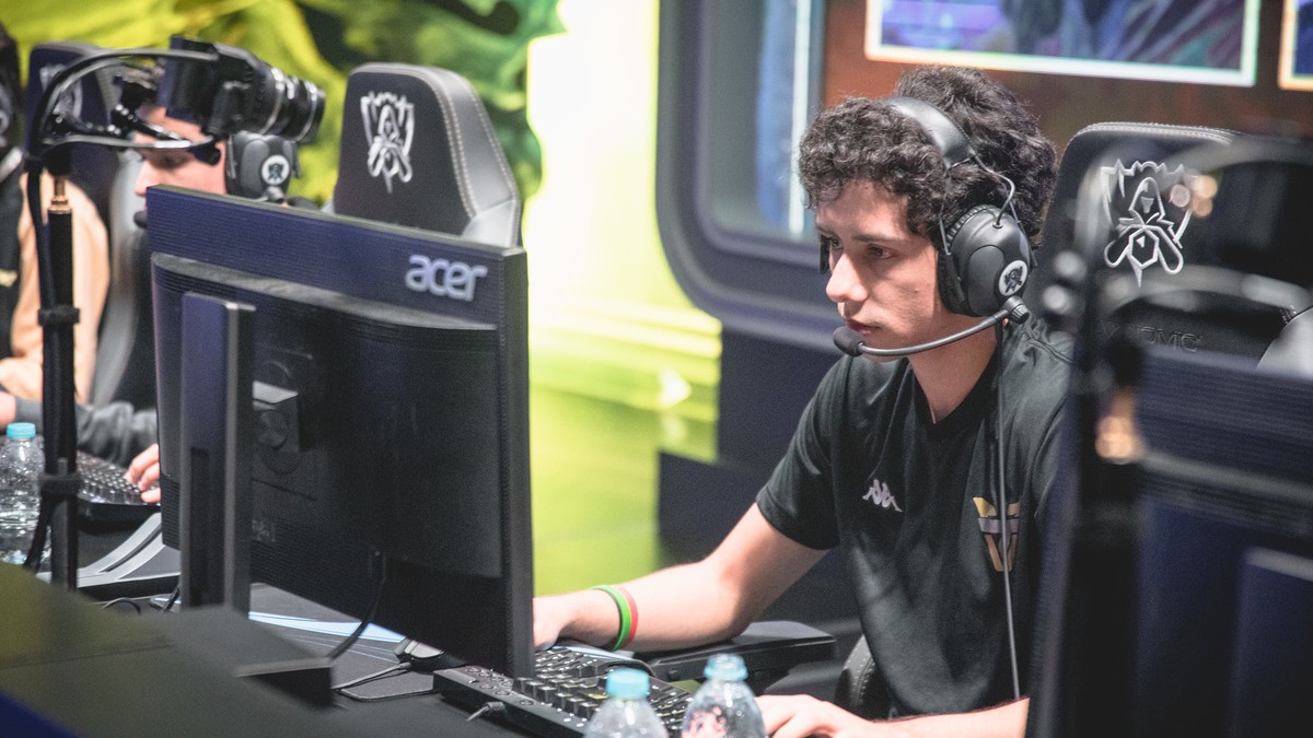 Worlds 2021: Brucer elege treinos e clima bom como trunfos da RED | lol ...