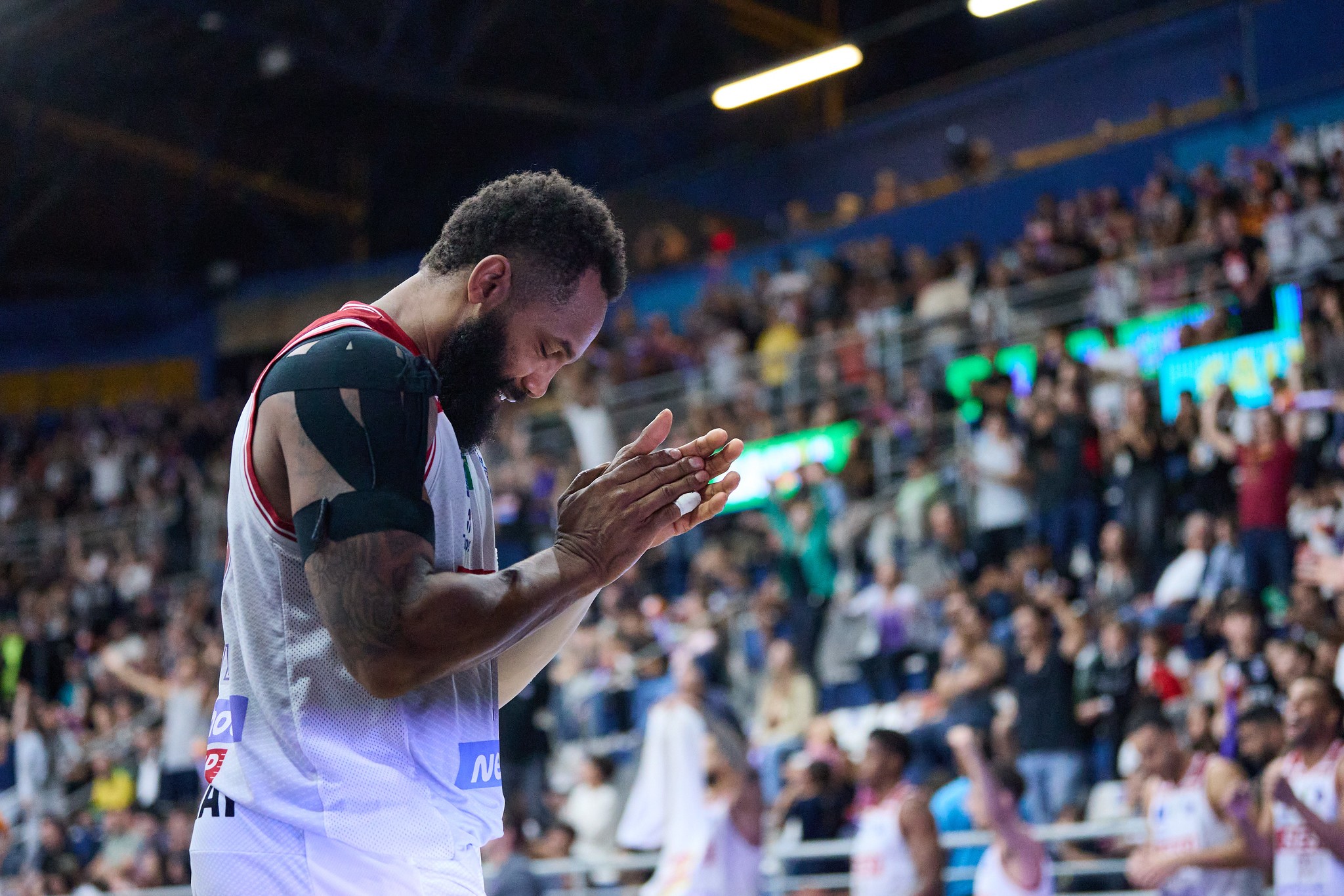 Franca acerta permanência de David Jackson e projeta mudanças para nova ...