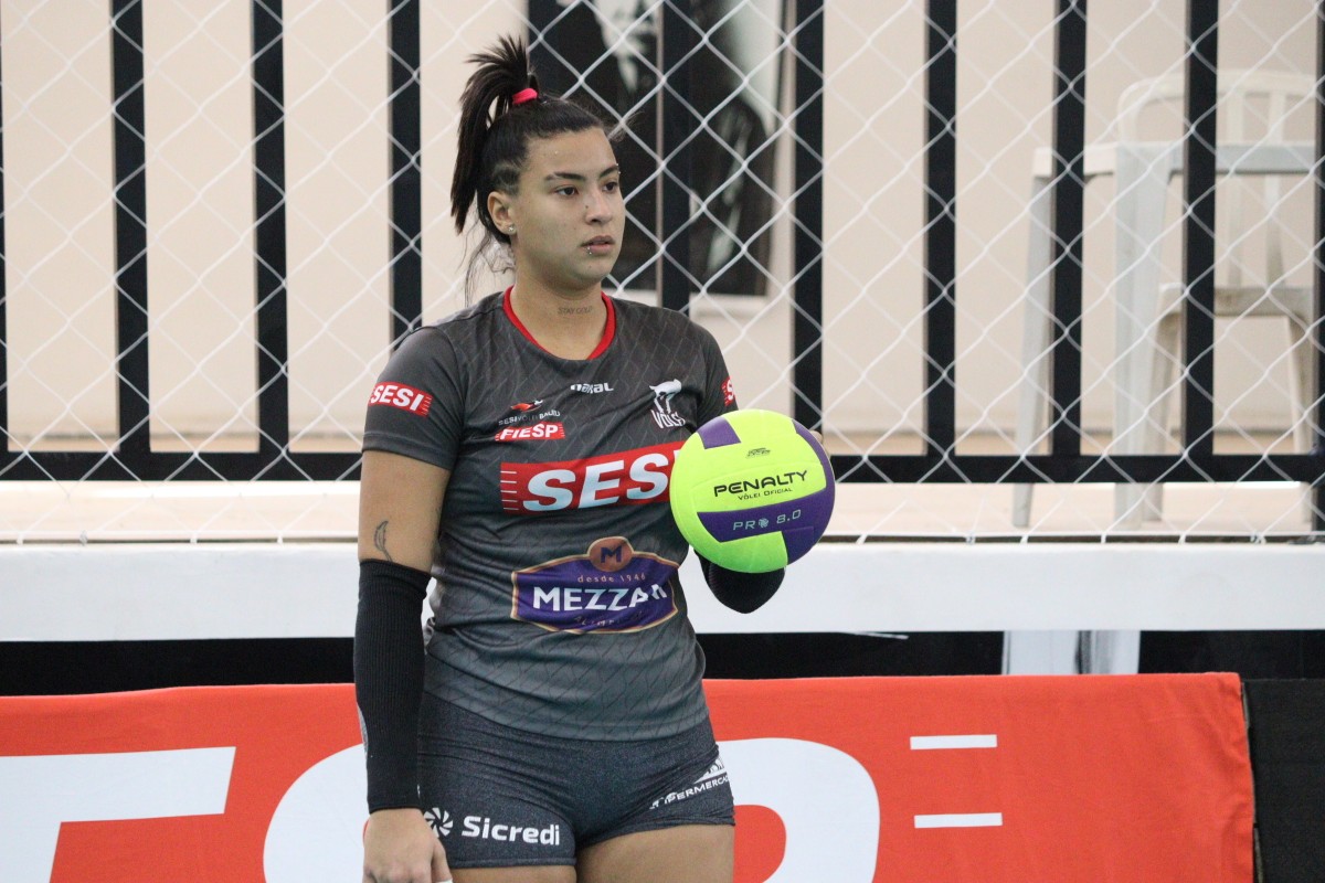 Pamela sofre lesão no joelho e desfalca o Sesi-Bauru por tempo ...