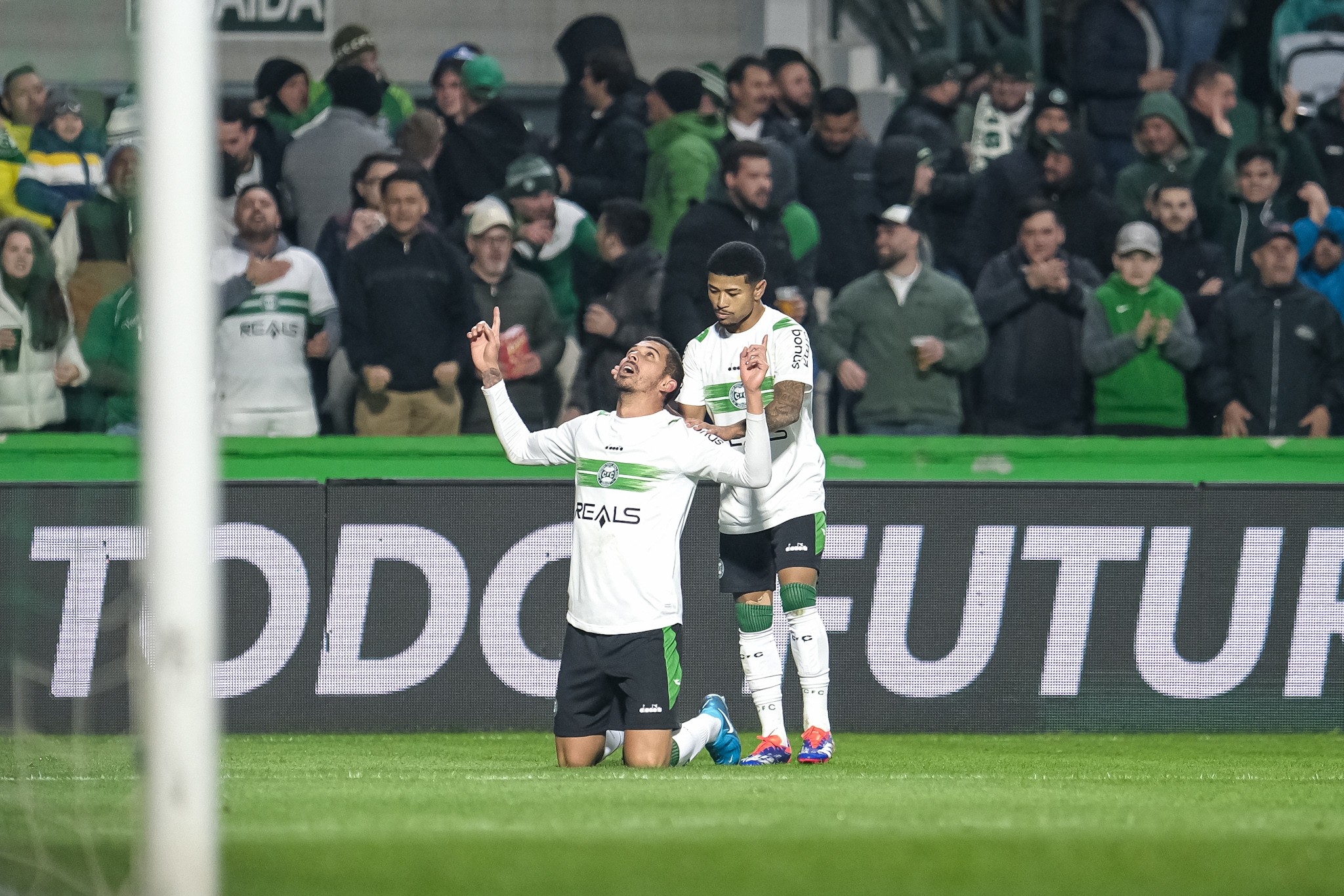 Atuações do Coritiba: Bruno Melo decide com mais um gol, e Pedro ...