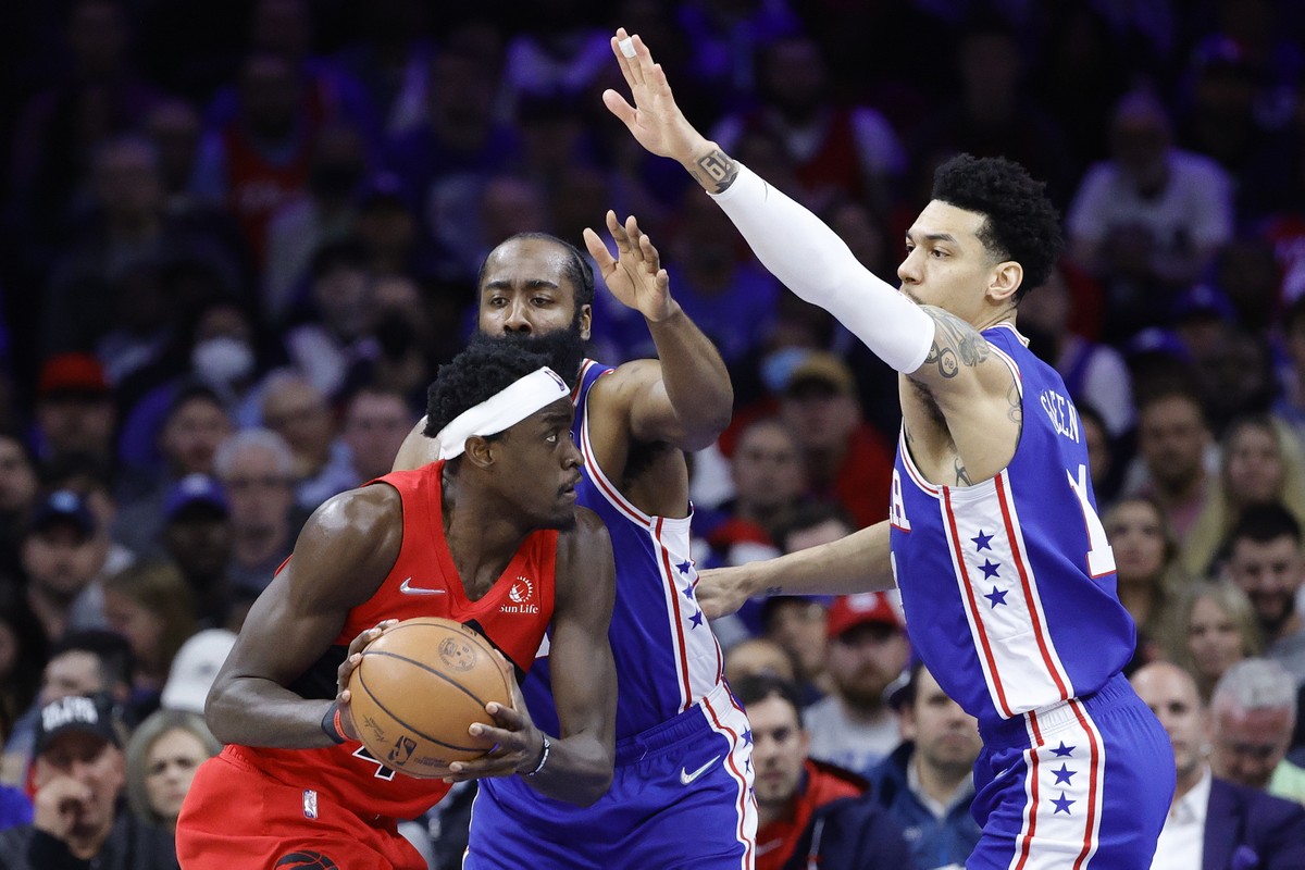 Toronto vence mais uma e encosta na série contra Philadelphia | nba | ge