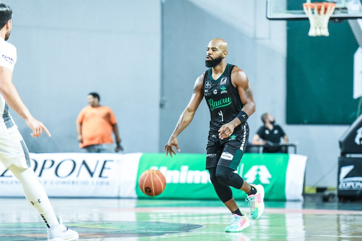 Bauru Basket renova com o armador Larry Taylor por mais um ano ...