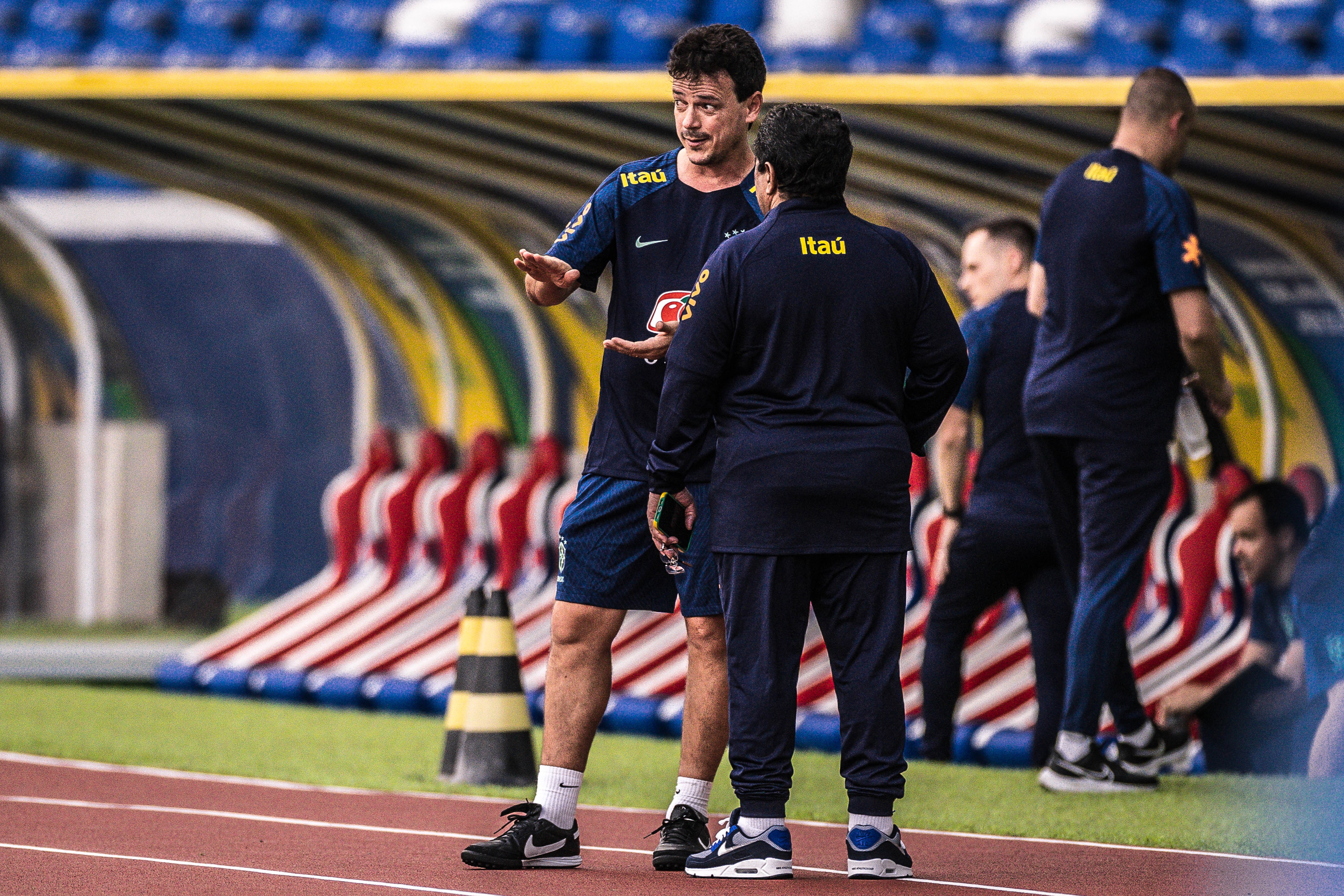 CBF negocia com Inglaterra e Portugal para amistoso da Seleção na ...