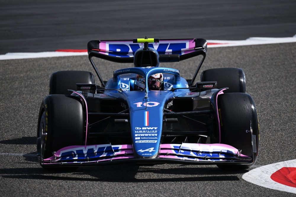 Mudaram muito? Veja antes e depois dos carros da F1 2022 e 2023