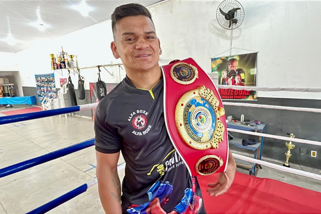 Após doação de Popó, boxeador defende cinturão e mantém o título ...