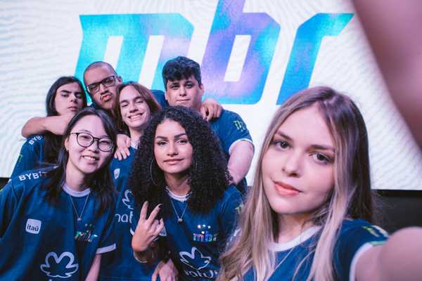 MIBR anuncia times reformulados e novo uniforme para 2024 | esports | ge