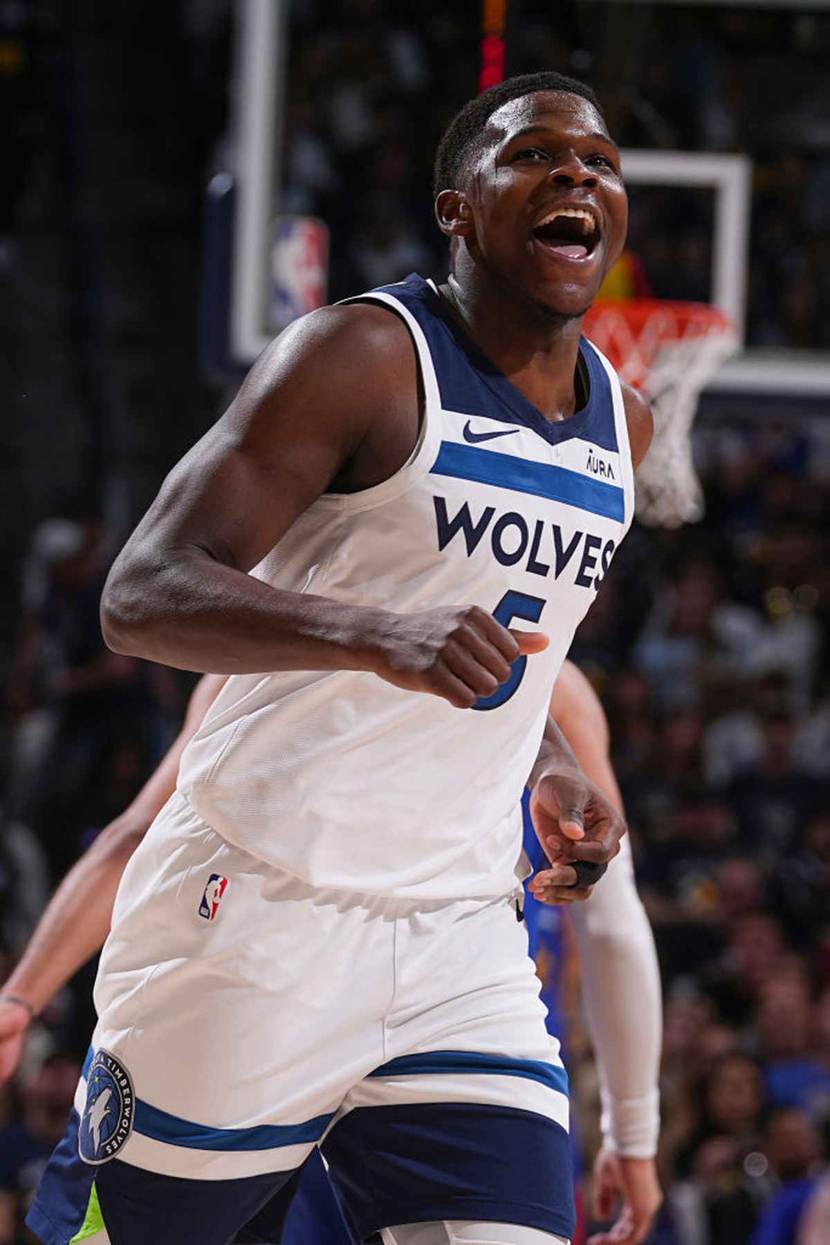 Anthony Edwards iguala feito de Kobe Bryant em vitória dos Timberwolves ...