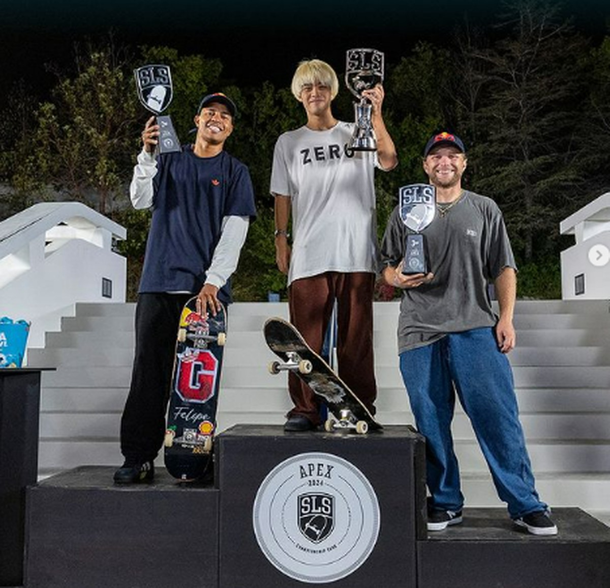Felipe Gustavo é vice-campeão de etapa da SLS | skate | ge
