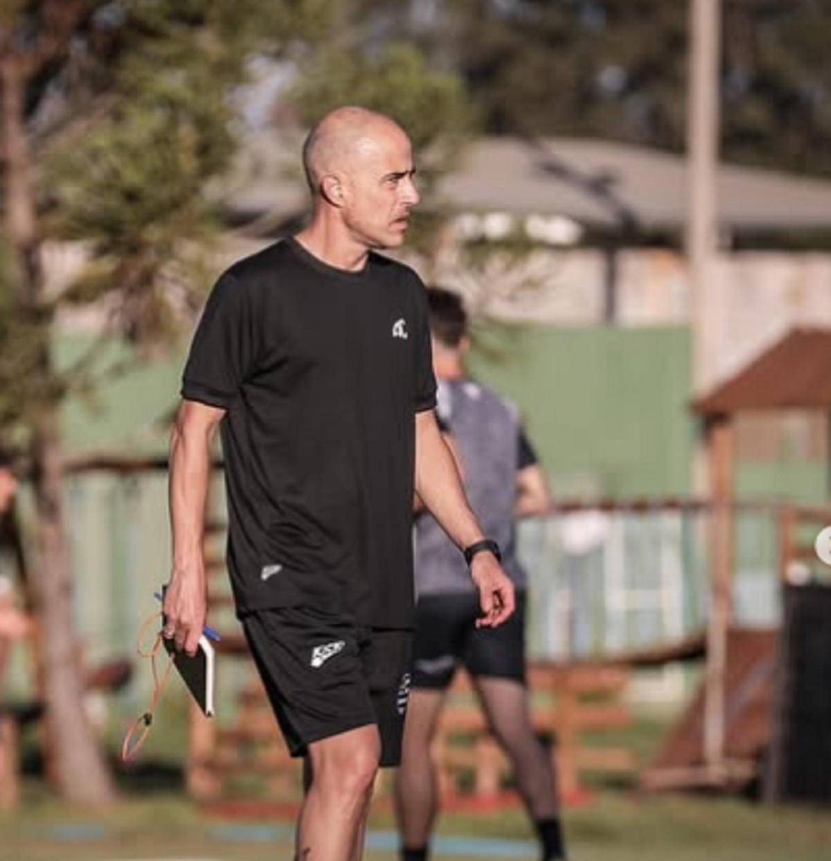 Com regularização pendente, Rui Duarte não estreia como técnico do ...