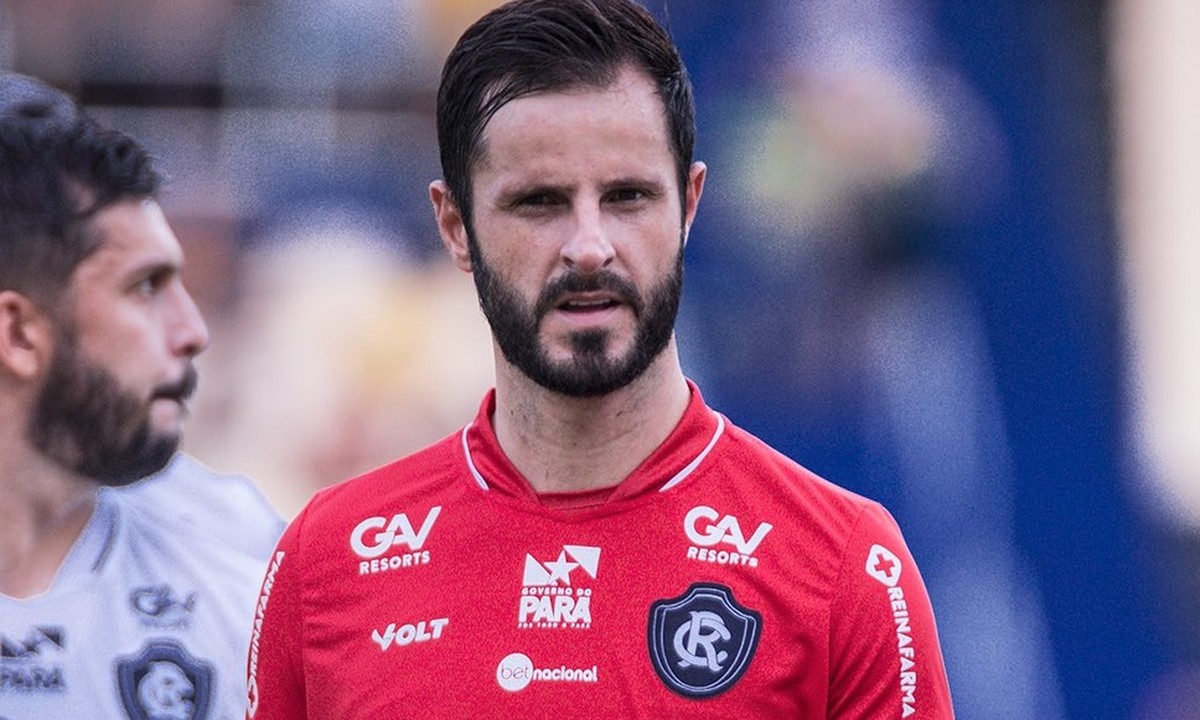 Com 10 defesas contra o Sampaio, Marcelo Rangel está entre os três ...