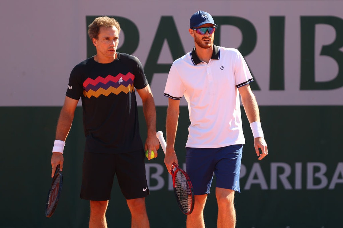 Bruno Soares e Jamie Murray vencem na estreia em Roland Garros | tênis | ge