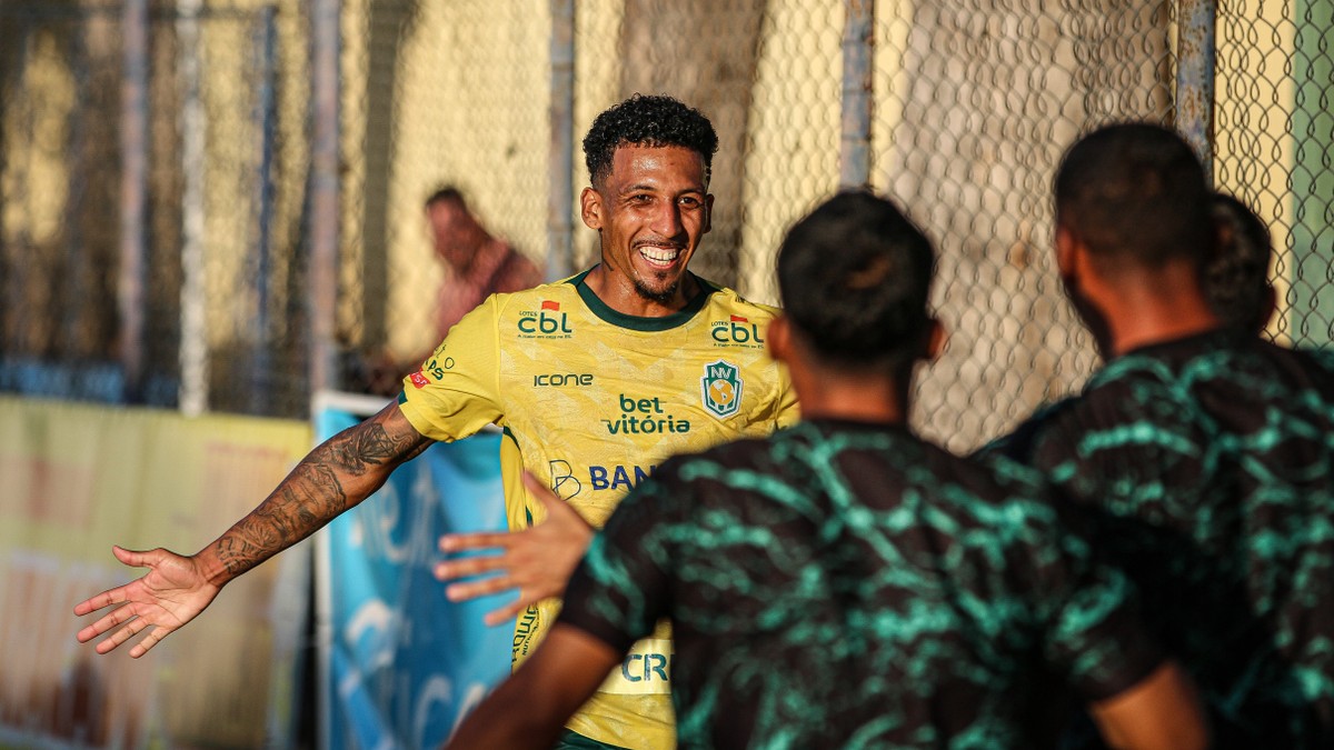 Caio Monteiro estreia como titular, marca primeiro gol pelo Nova Venécia e comemora virada na ...