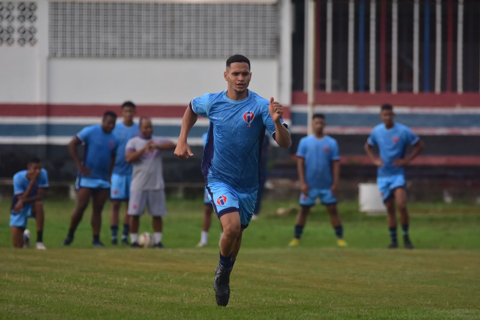 Ronald se diz "motivado" com chegada ao Maranhão e celebra nova ...