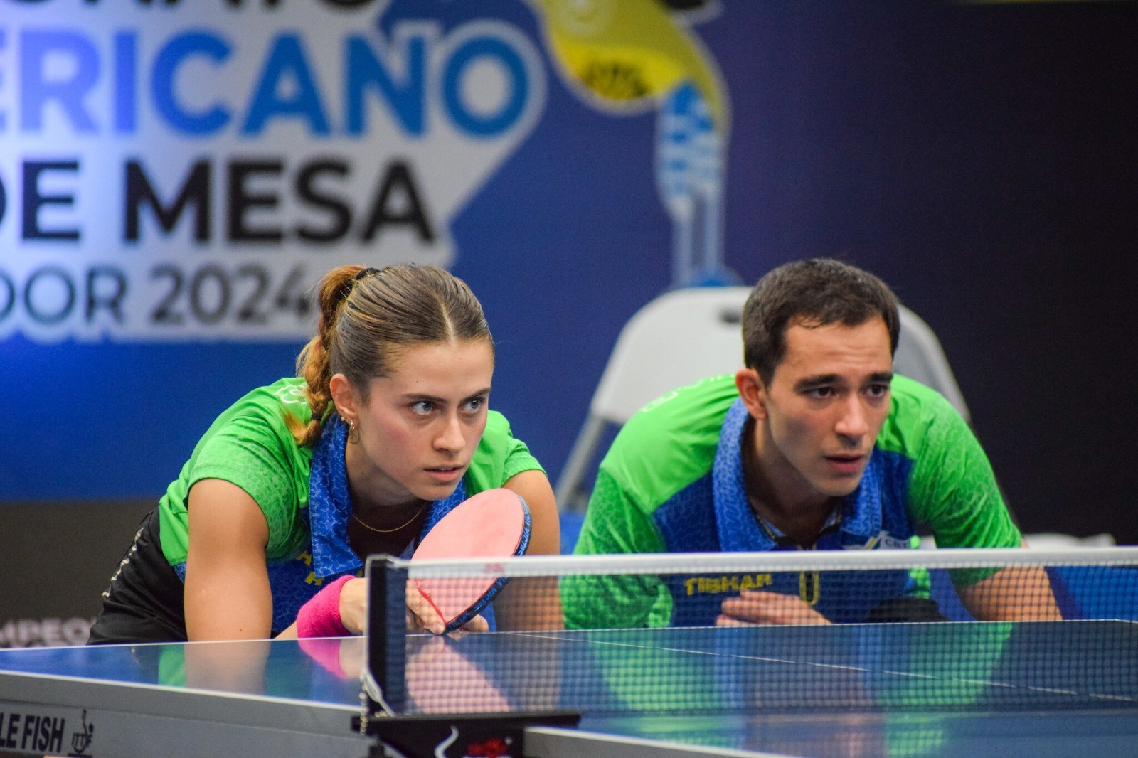 Hugo Calderano e Bruna Takahashi estreiam com vitória nas duplas no ...