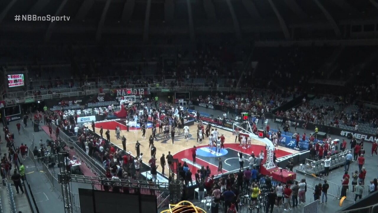 Franca vence Flamengo e conquista tricampeonato no NBB 2024 | basquete | ge