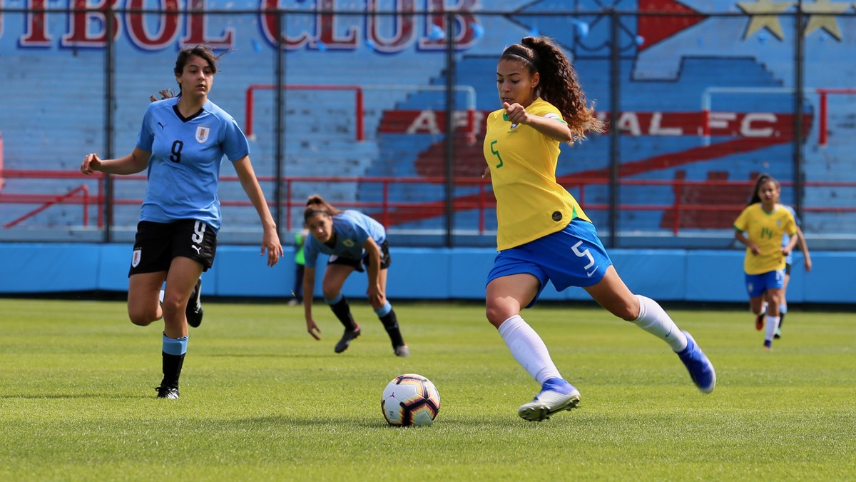 Angelina assina até 2023 com OL Reign, dos Estados Unidos | Dona do ...