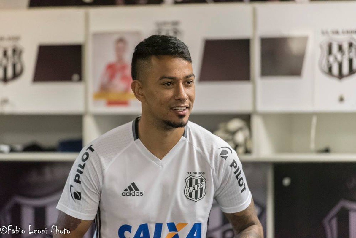 Com artilharia e volta ao Corinthians no horizonte, Lucca decide ficar ...