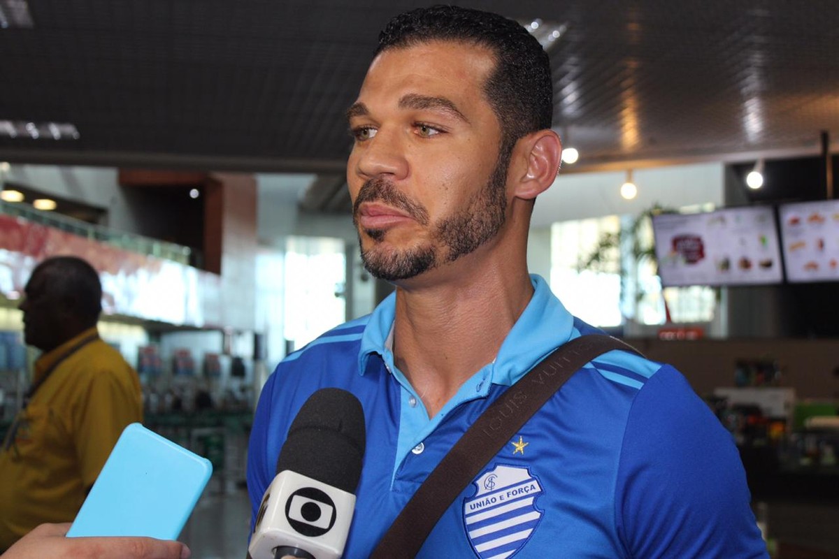 Nilton acerta saída do CSA e se despede do clube: "O carinho por todos ...