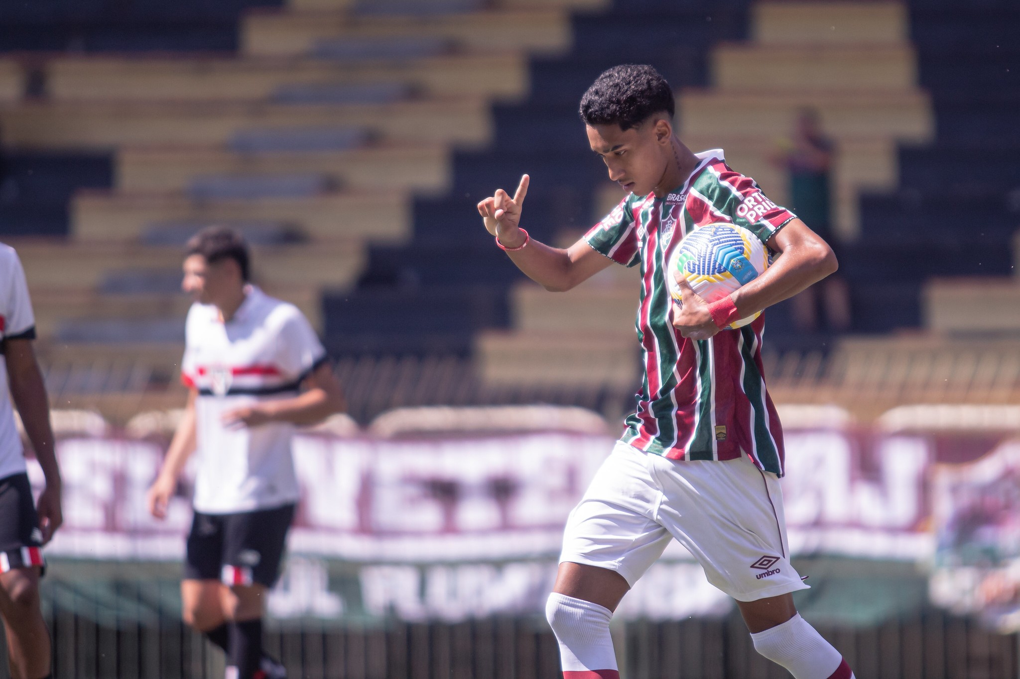 Artilheiro e garçom da Copa do Brasil Sub-17: conheça Isaque, promessa ...