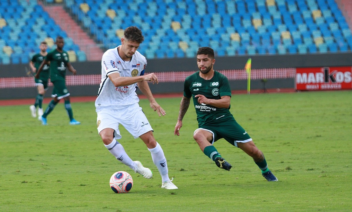 Goianão completa 1 mês parado e com futuro totalmente indefinido ...