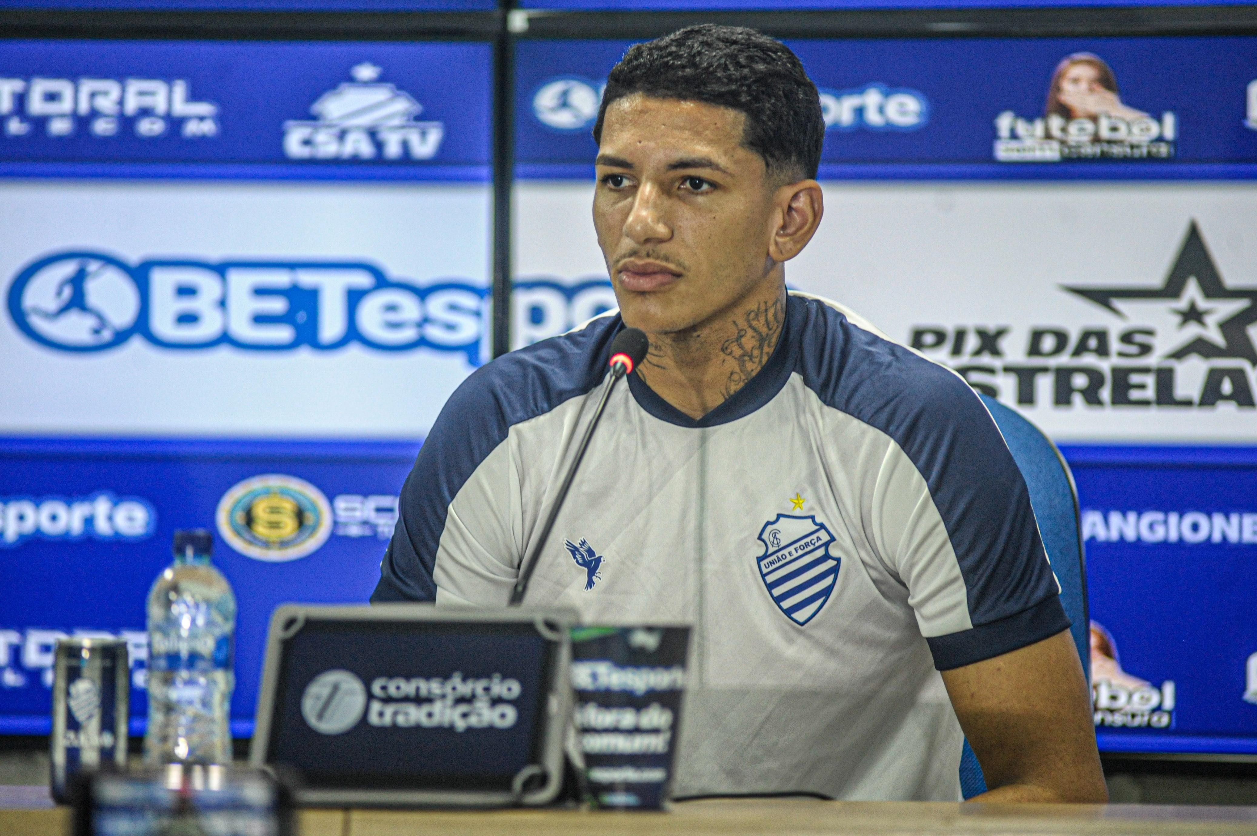 Saiba mais sobre Luiz Gustavo, substituto de Islan no CSA | Ge