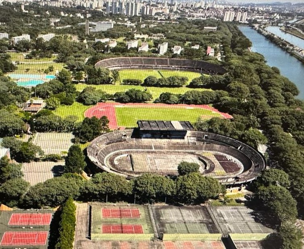 O estádio de 30 mil lugares que está esquecido em SP e você talvez ...