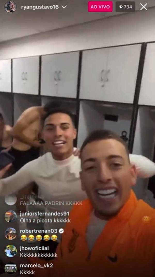 Jogadores do Corinthians tiram onda com Patati após vitória sobre o ...