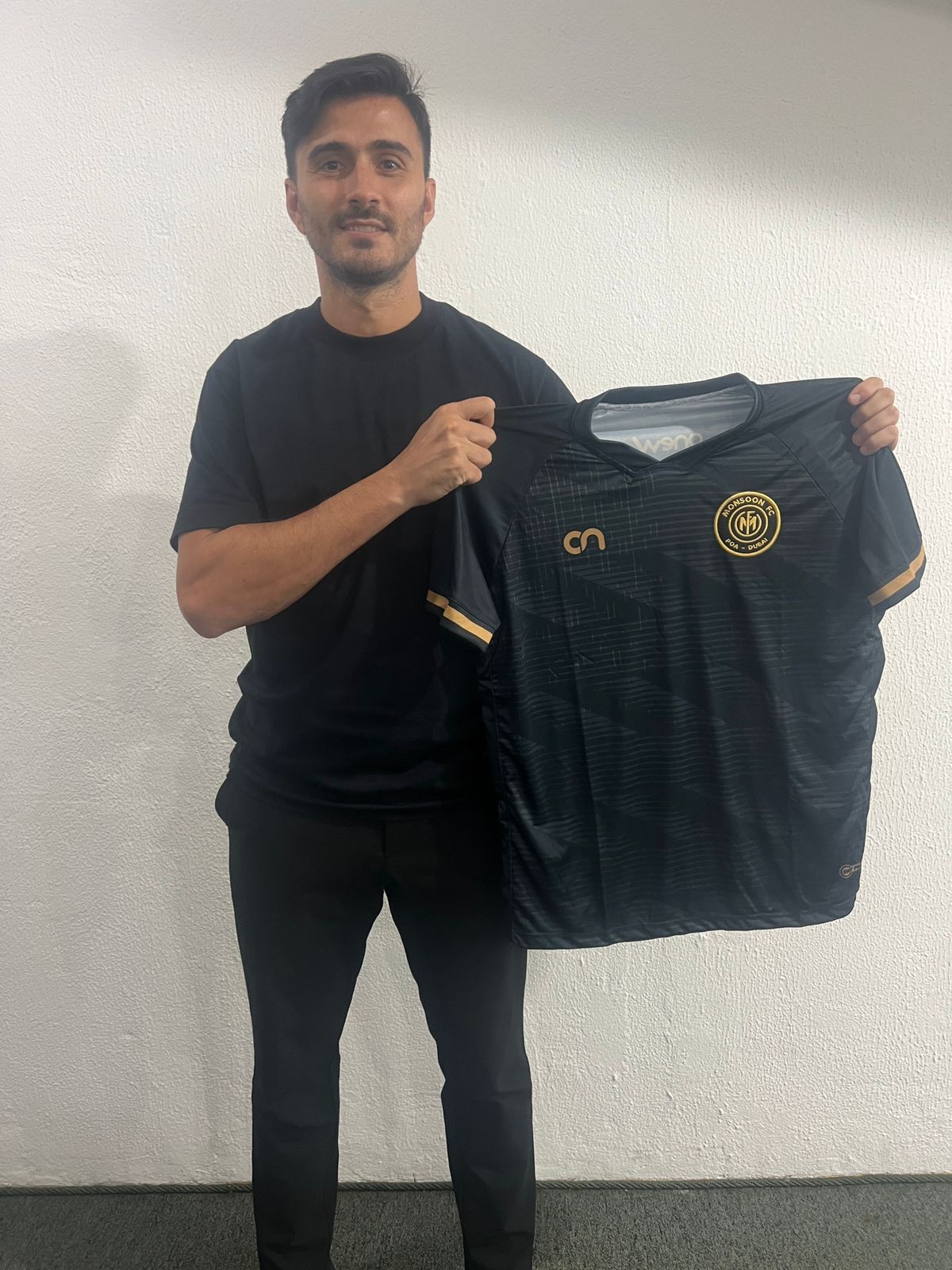 Monsoon anuncia ex-Grêmio como novo treinador para a temporada 2024 ...