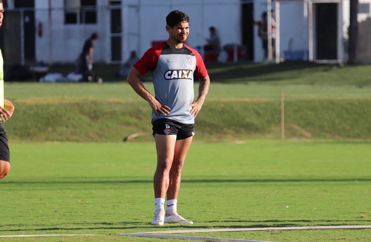 Léo Ceará x Élber: candidatos improváveis, quem pode ser "o cara" do Ba ...