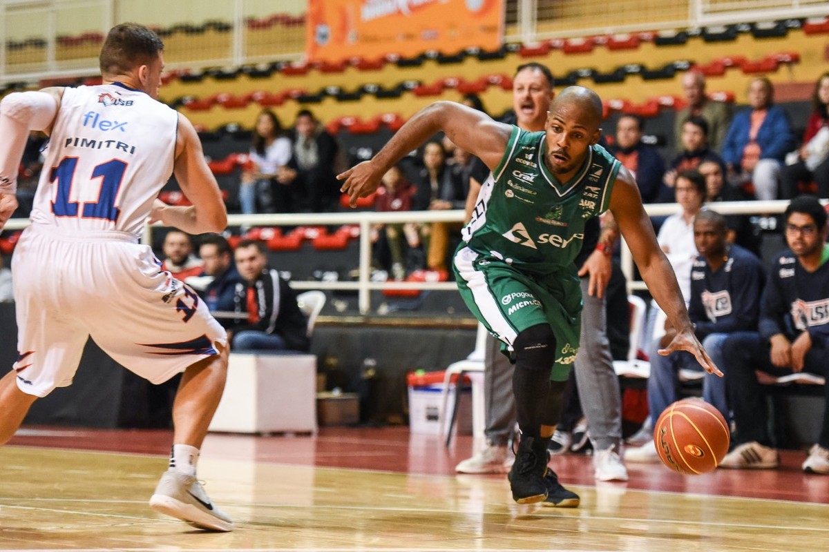 Fora de casa, Bauru supera LSB e mantém campanha 100% no Paulista ...