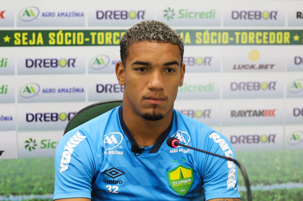 Denilson admite surpresa pela estreia e vibra com oportunidade no ...