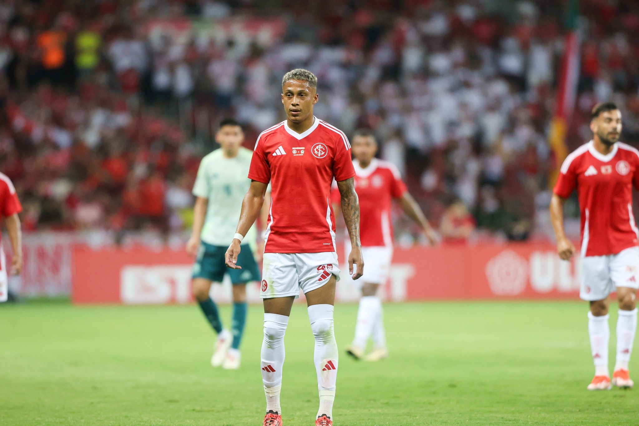 Por que o contrato de Vitinho com o Inter dura apenas até junho ...