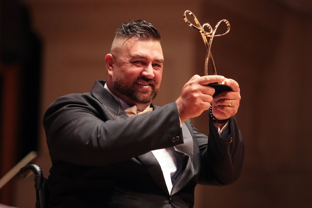 André Rocha vibra com prêmio pelo voto popular: "Quarentão conquistou a ...